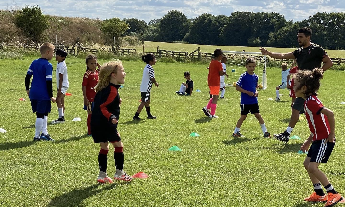 HOW TO MASTER THE ROULETTE TURN | We Make Footballers